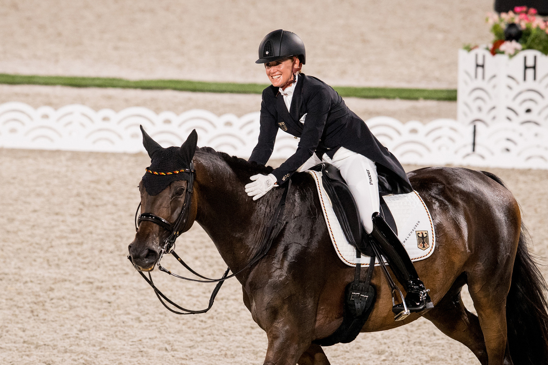 Dressage aux JO de Paris 2024 : Jessica et Dalera déjà royales, les ...